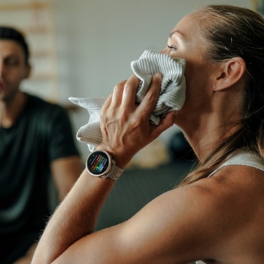 Polar Vantage M3 Smart Multisport klocka S-L (beige) - Elgiganten ...