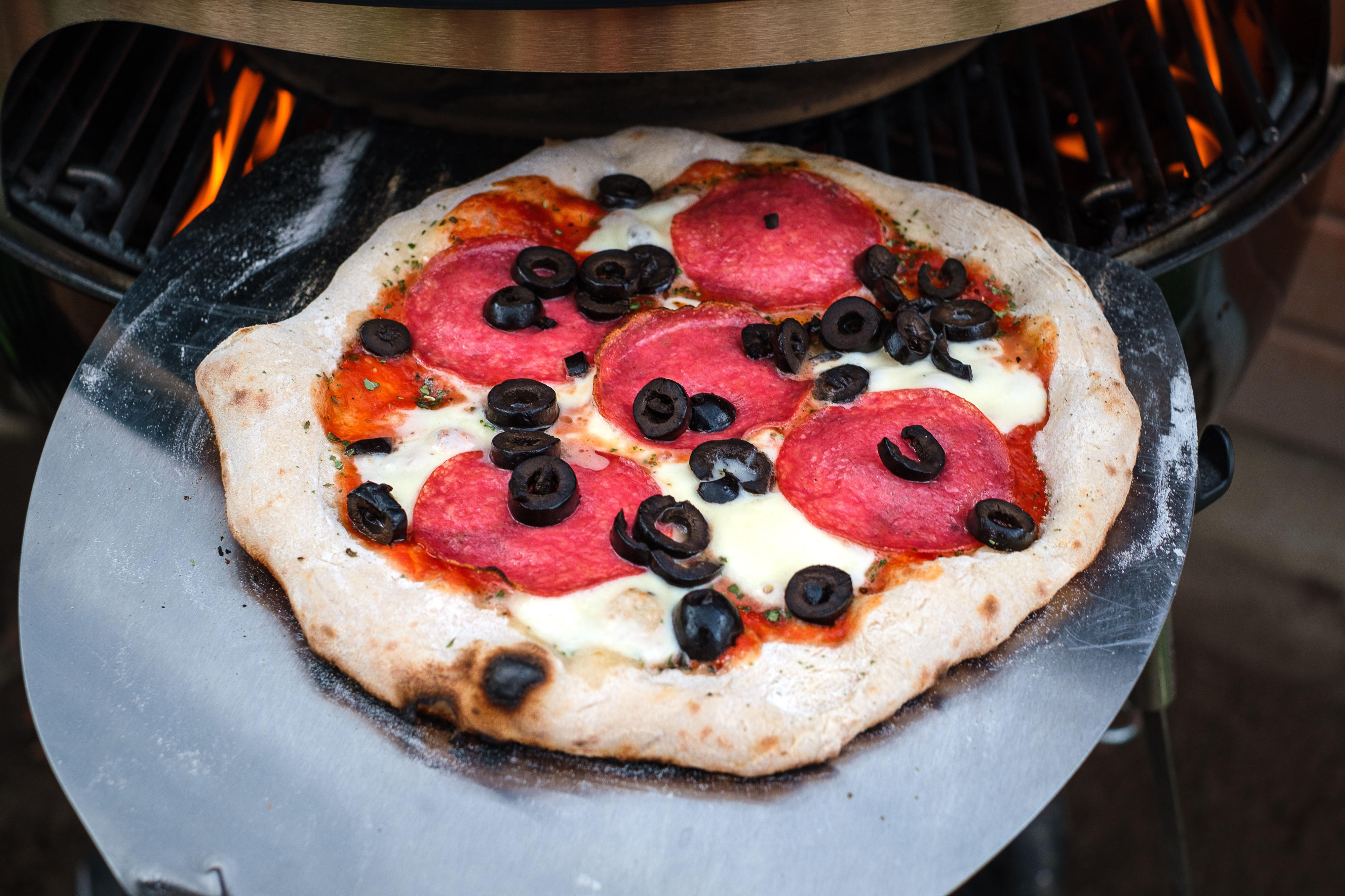 Guide till pizzasten för ugn och grill - Elgiganten